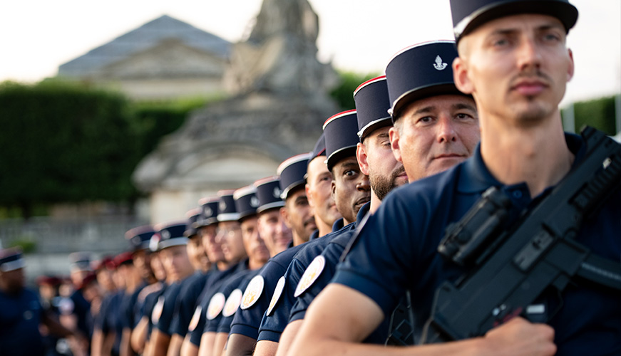 Portraits de douaniers présents au défilé du 14 juillet 2023 | Portail ...